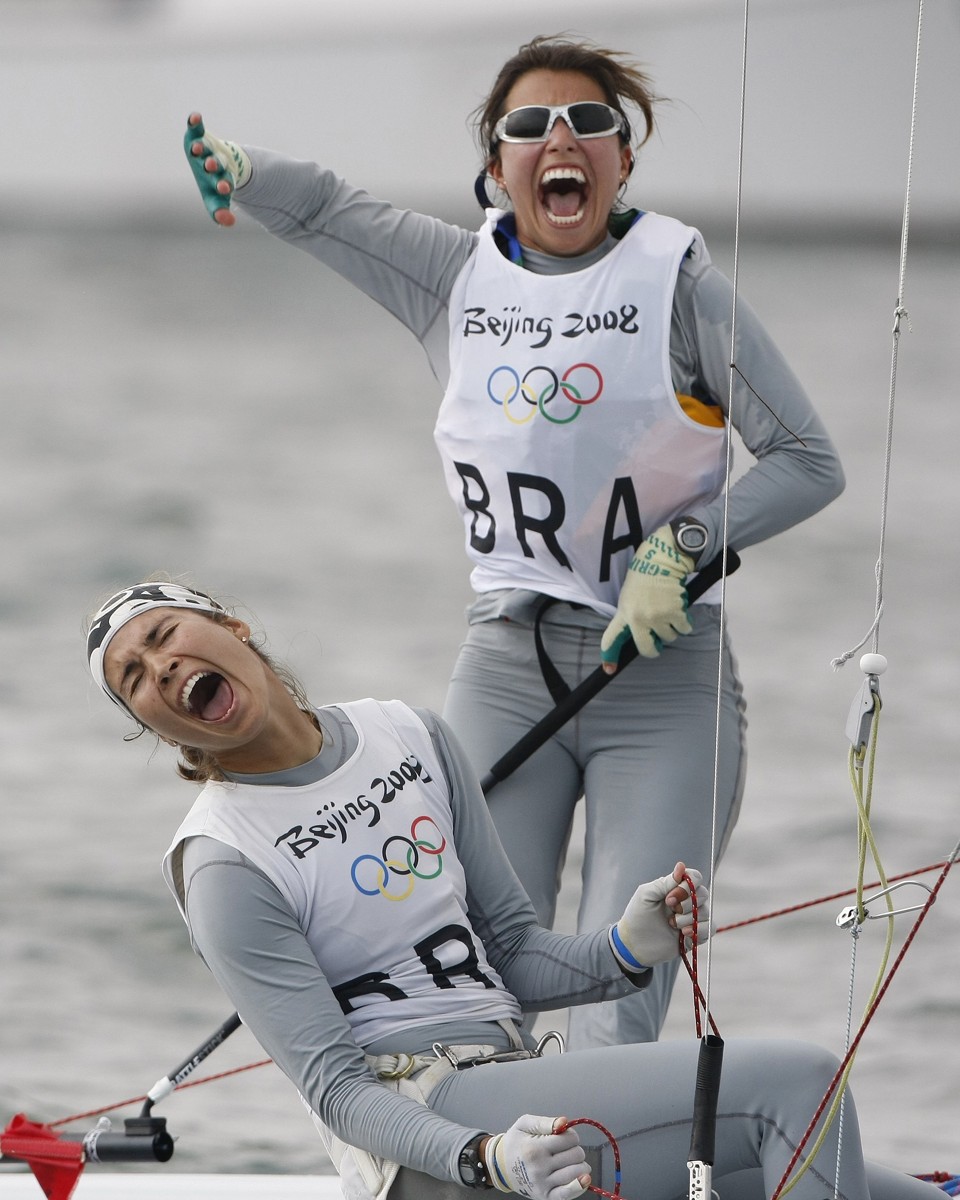 Fernanda e Isabel garantem medalha inédita para a vela do Brasil