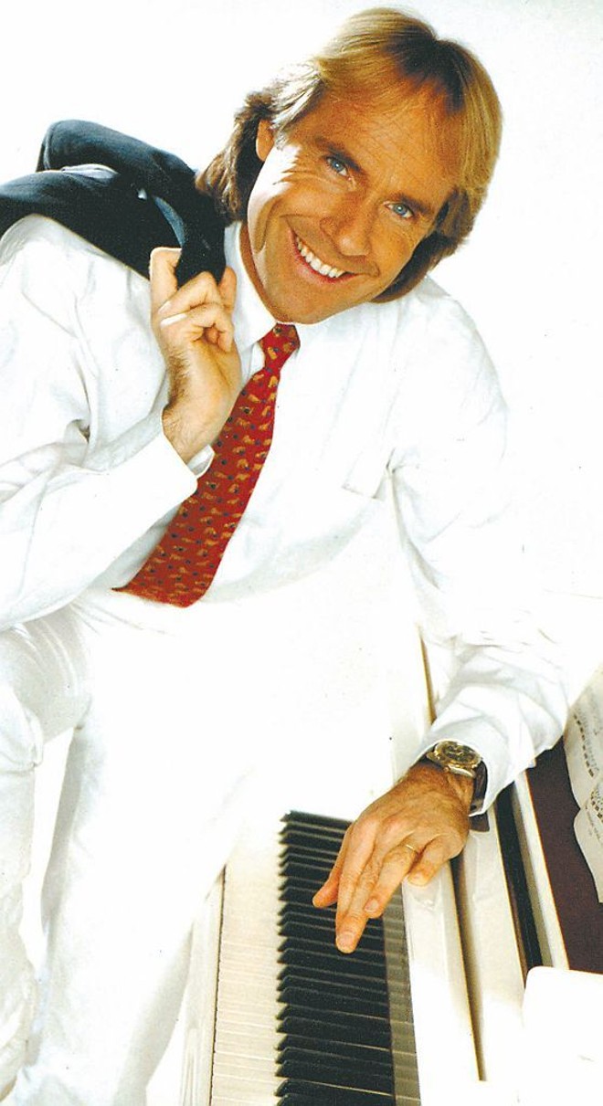 Aos trinta anos de carreira, Richard Clayderman traz canções românticas ...