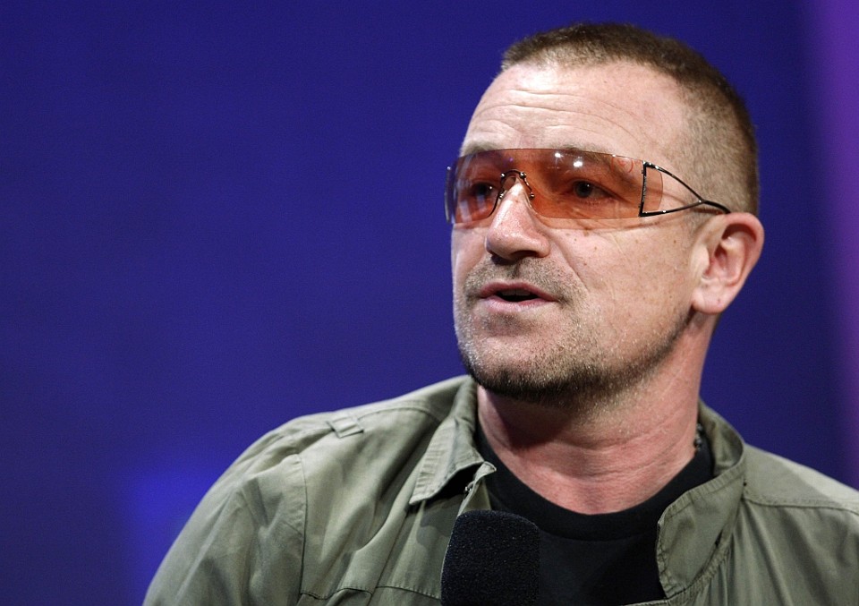 U2 lança novo disco em março