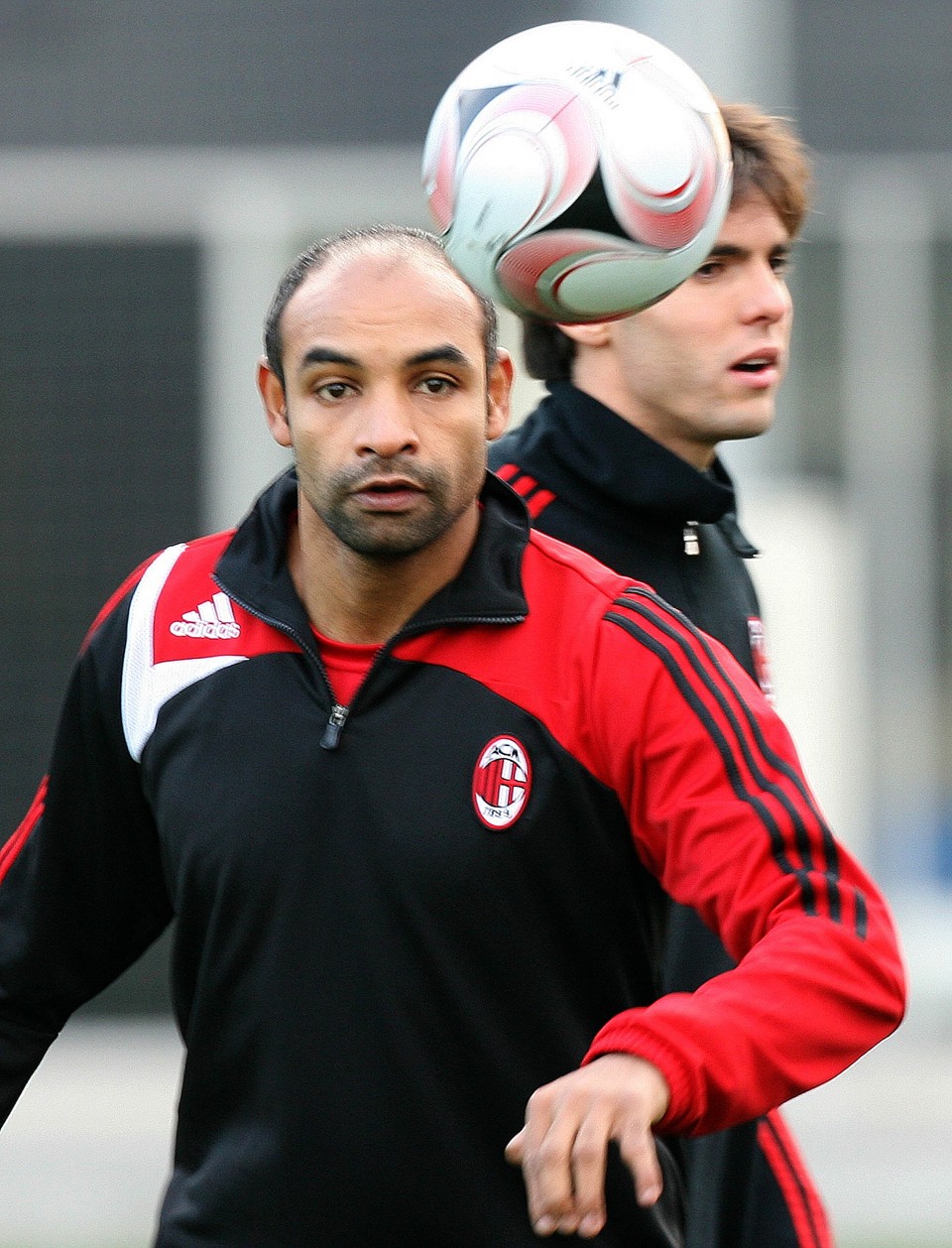 Após dois anos, contrato de Emerson com o Milan é cancelado