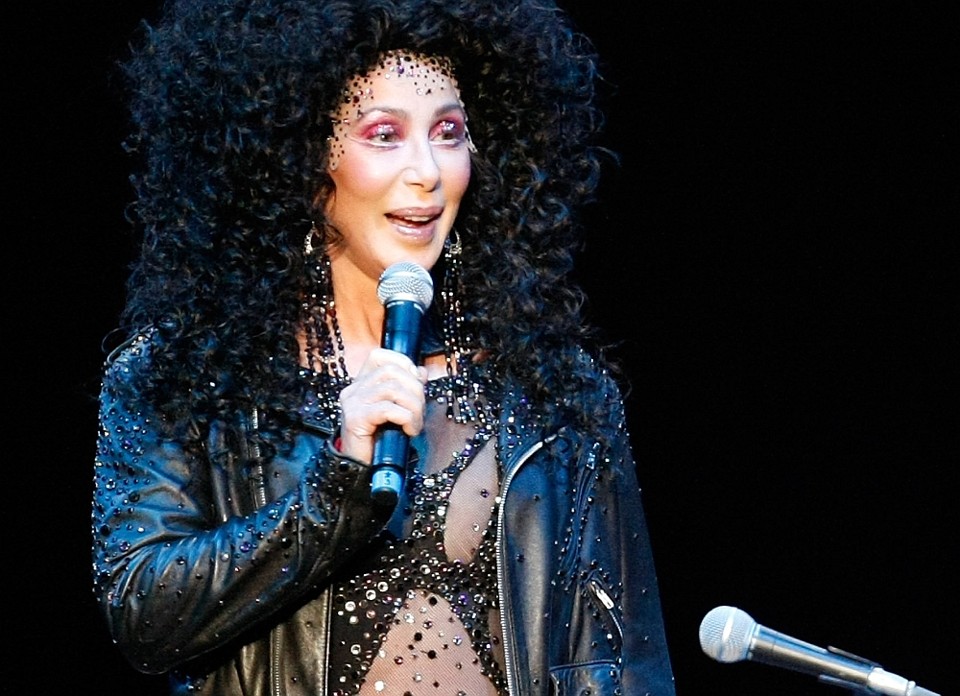 Cher processa Universal por royalties