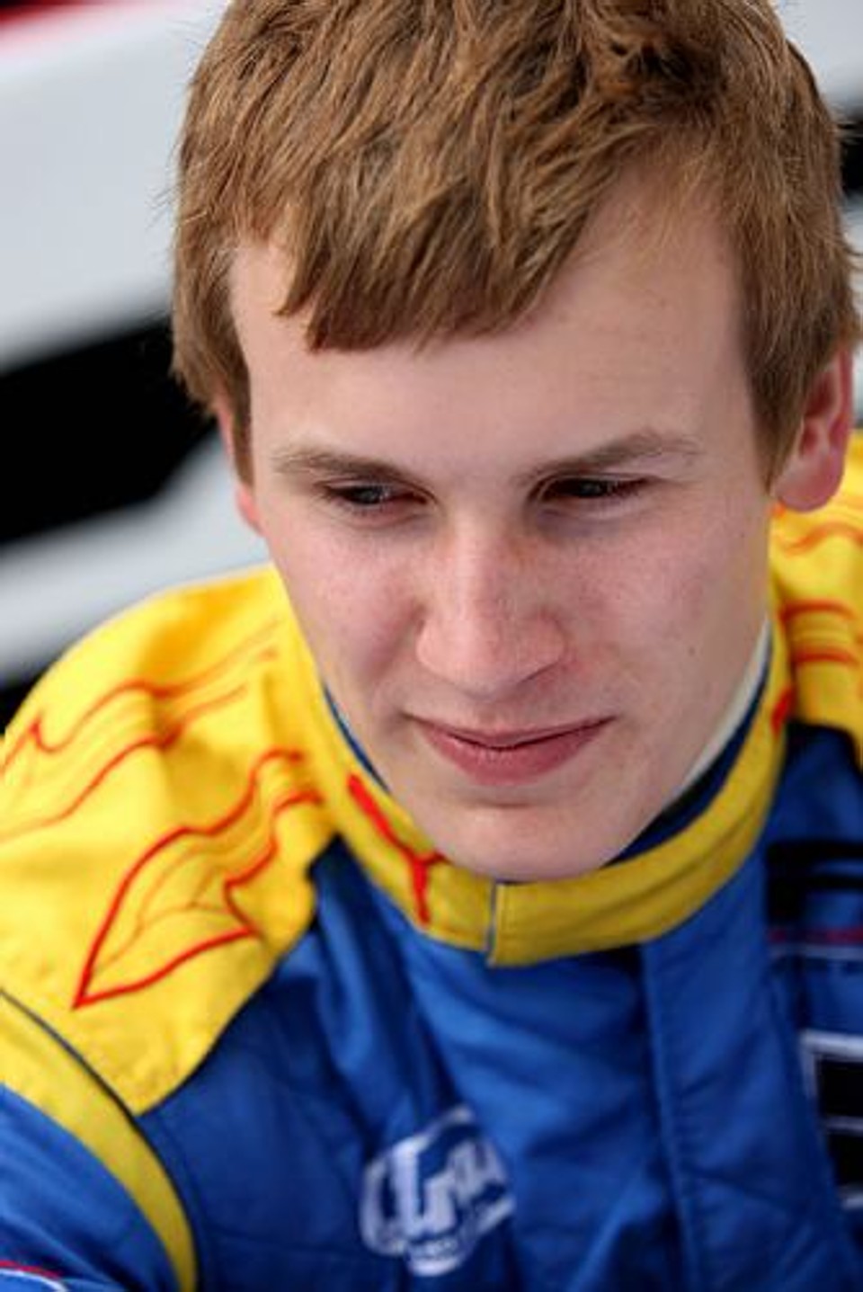 Piloto inglês Henry Surtees morre em acidente na Fórmula 2