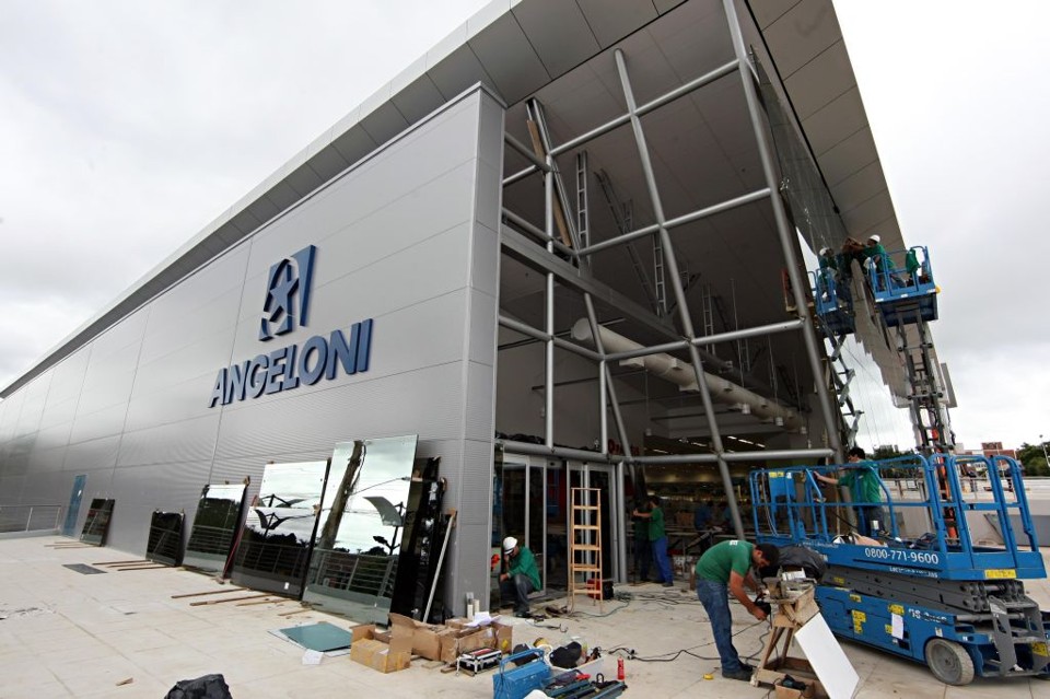 Angeloni abre loja e quer crescer 10%