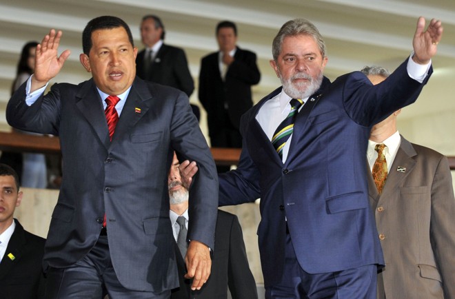 Chávez diz que não deixa governo da Venezuela em curto prazo