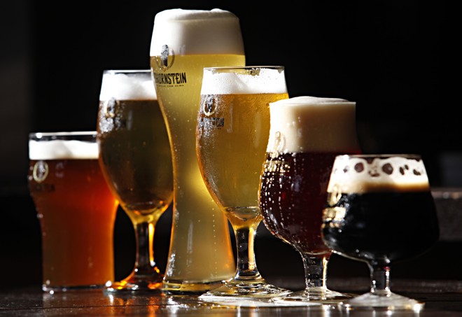 Confira 10 dicas para manter a cerveja gelada e saborosa na praia