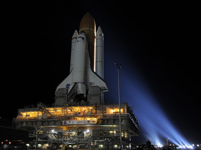 Discovery retorna à base de lançamento da Nasa