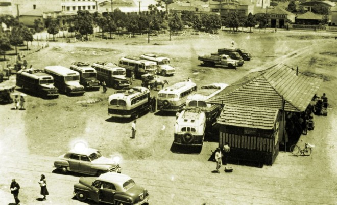 A história das estações rodoviárias de Maringá