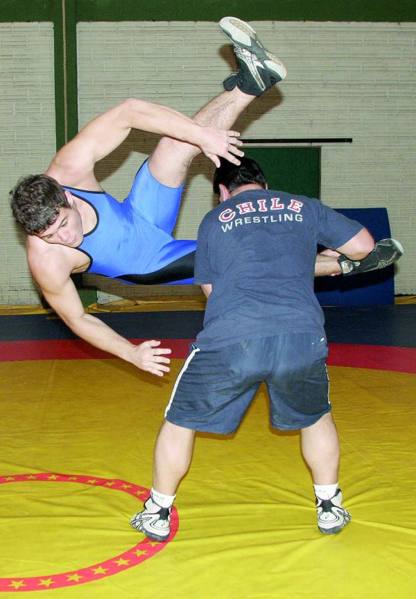 Seleção nacional mantém vivo embrião do vale-tudo