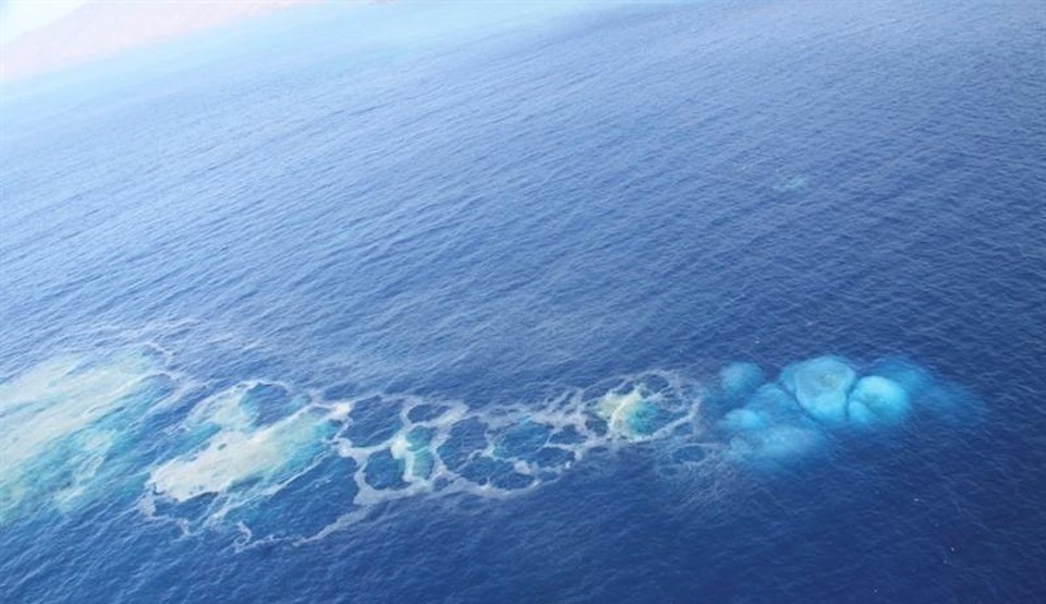 Divulgadas imagens de erupção vulcânica submarina