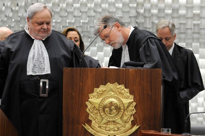 Sérgio Kukina assume cargo de ministro no Superior Tribunal de Justiça