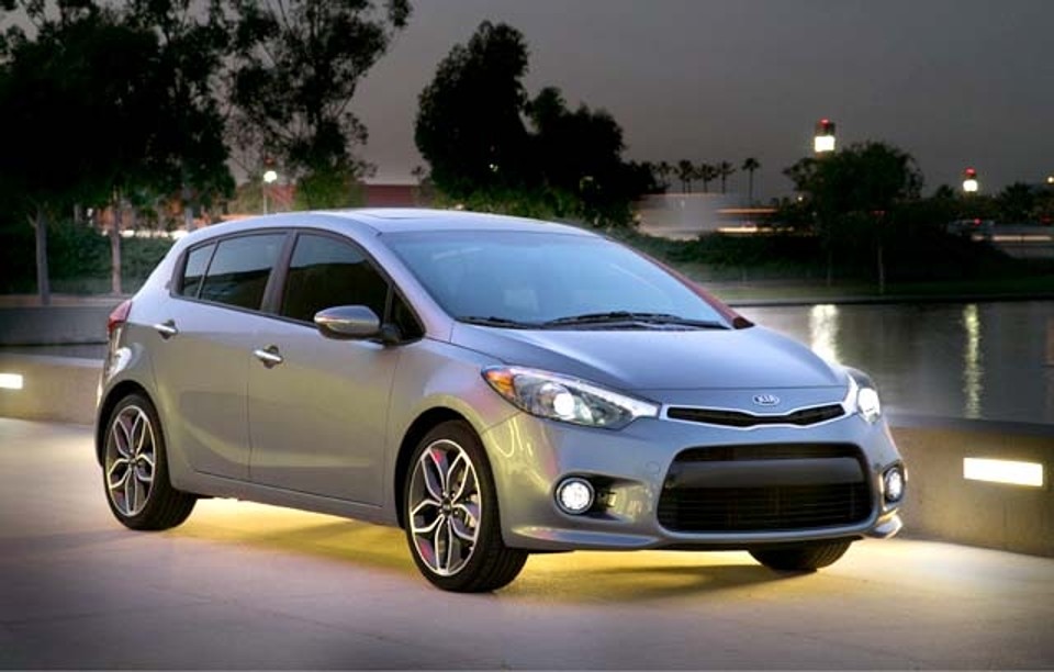 Nasce o Kia Cerato hatch