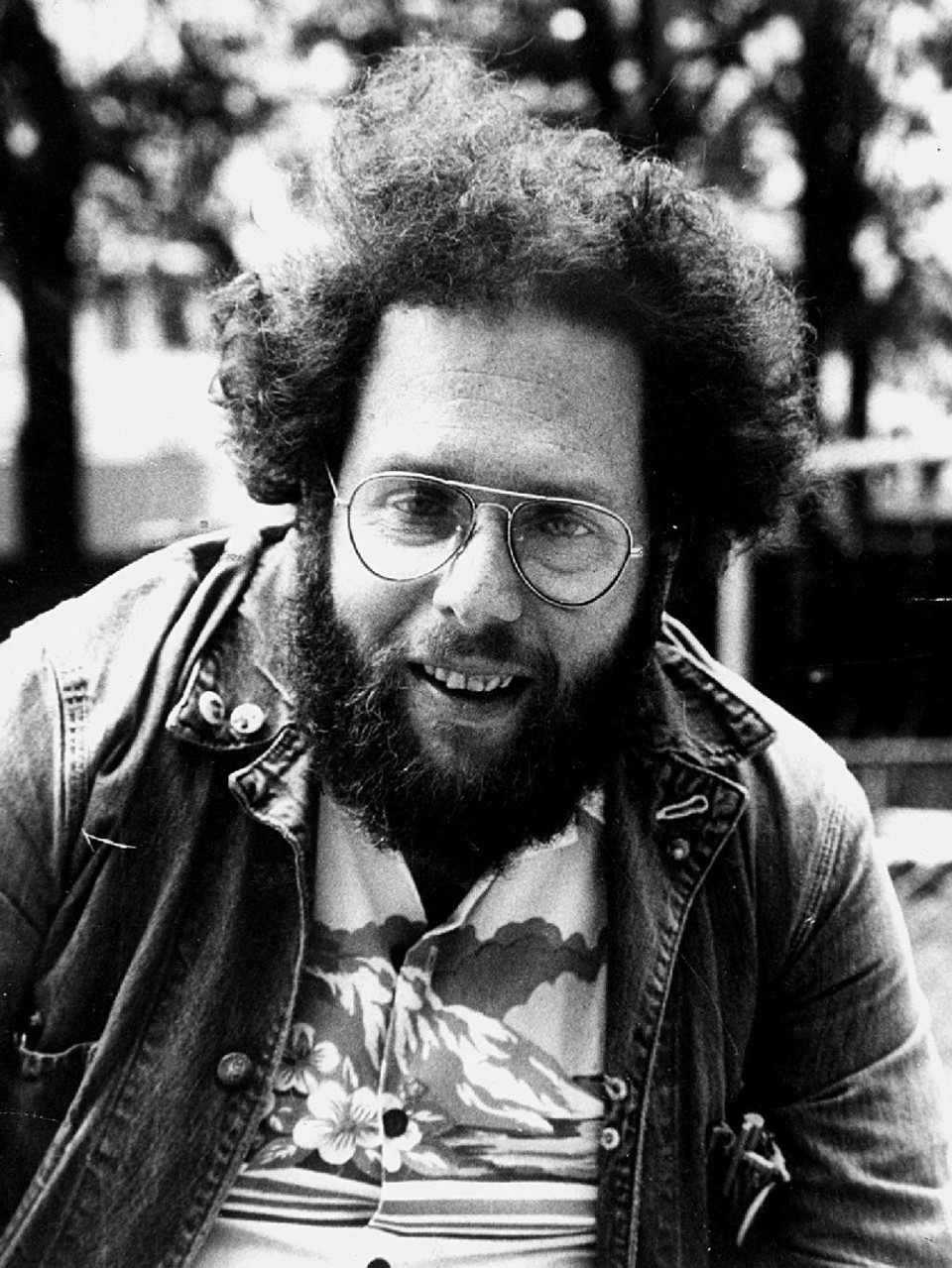 Morre escritor Marshall Berman