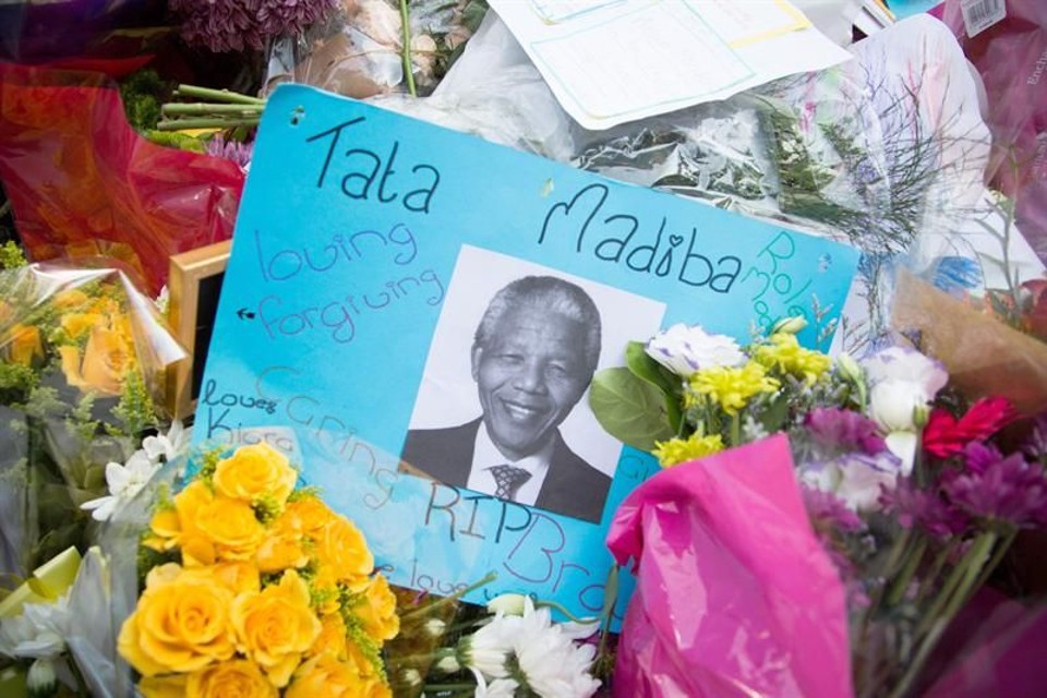 África do Sul relembra Mandela com dia de orações