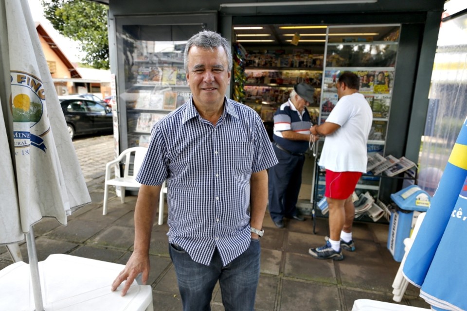 Os leitores da banca do Gregório