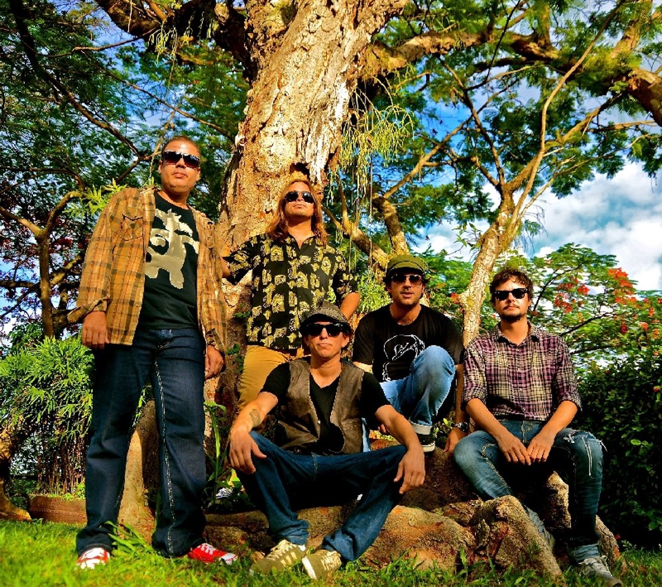 Banda de Pernambuco lança coletânea