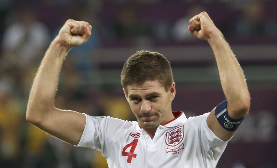 Após 14 anos, Gerrard se aposenta da seleção inglesa