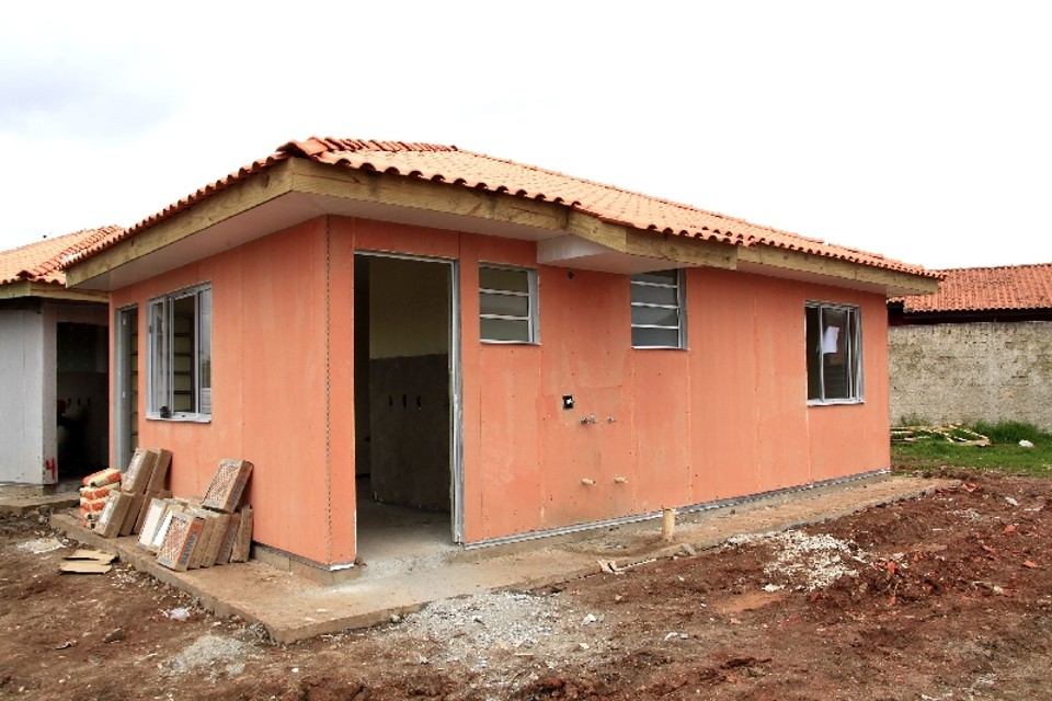 Cohab testa novo sistema de construção
