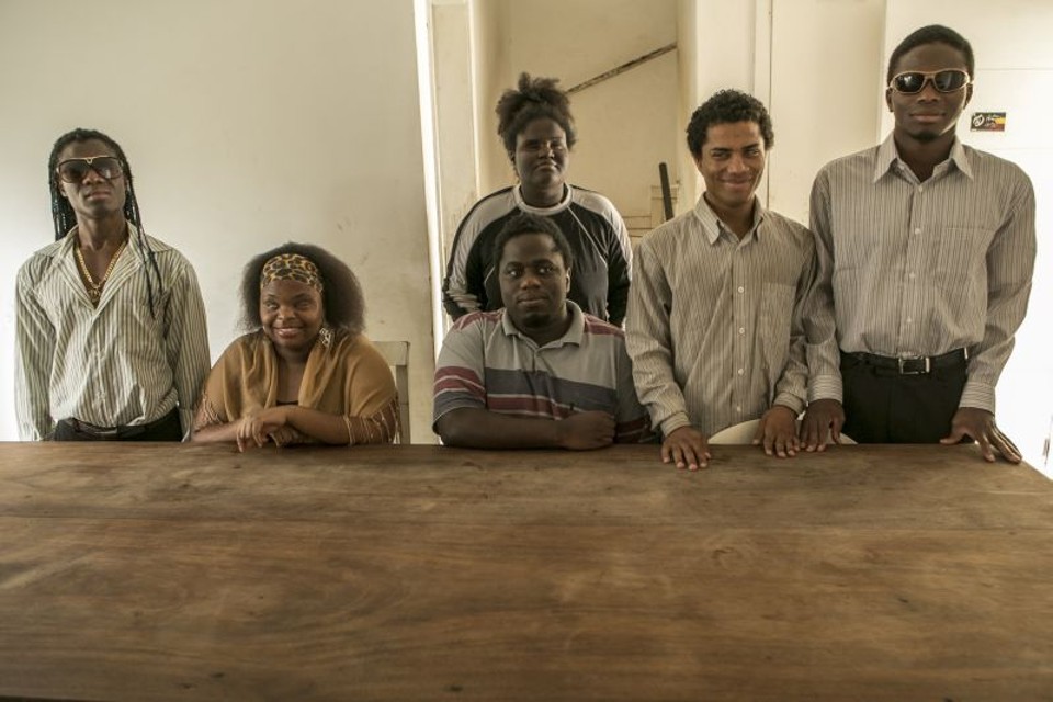 Cegos angolanos pedem para ficar