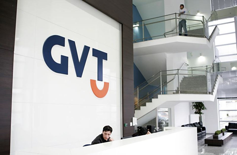Anatel dá aval à operação de venda da GVT, mas impõe condições