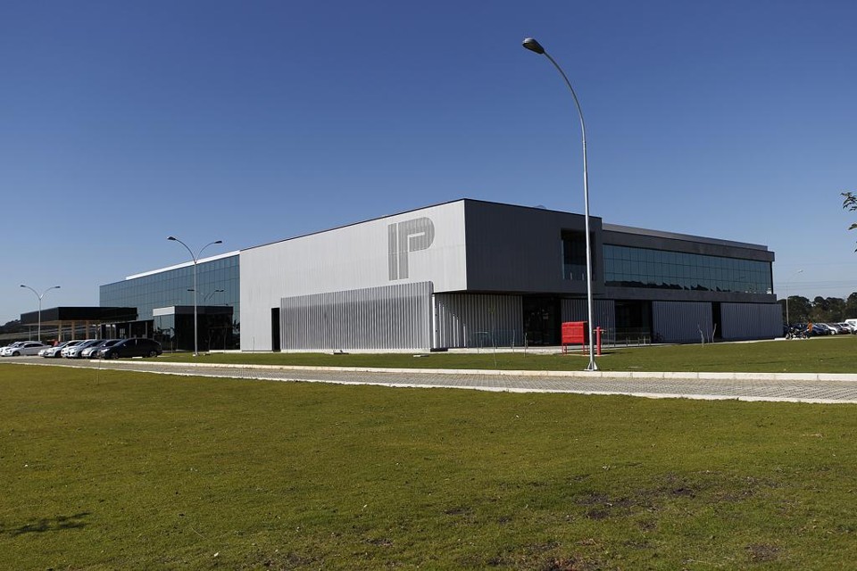 Interprint inaugura gráfica de R$ 113 milhões em São José dos Pinhais