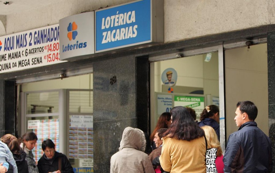 Caixa abre licitação para lotéricas em mais 9 estados: BA, PR, MA ...