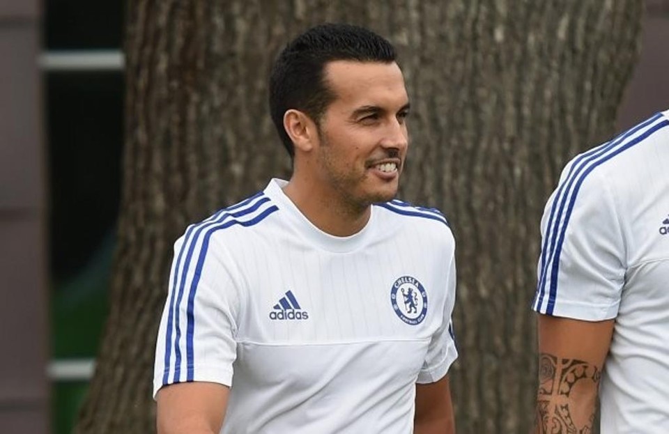 Chelsea desbanca Manchester United e acerta com Pedro, ex-Barcelona