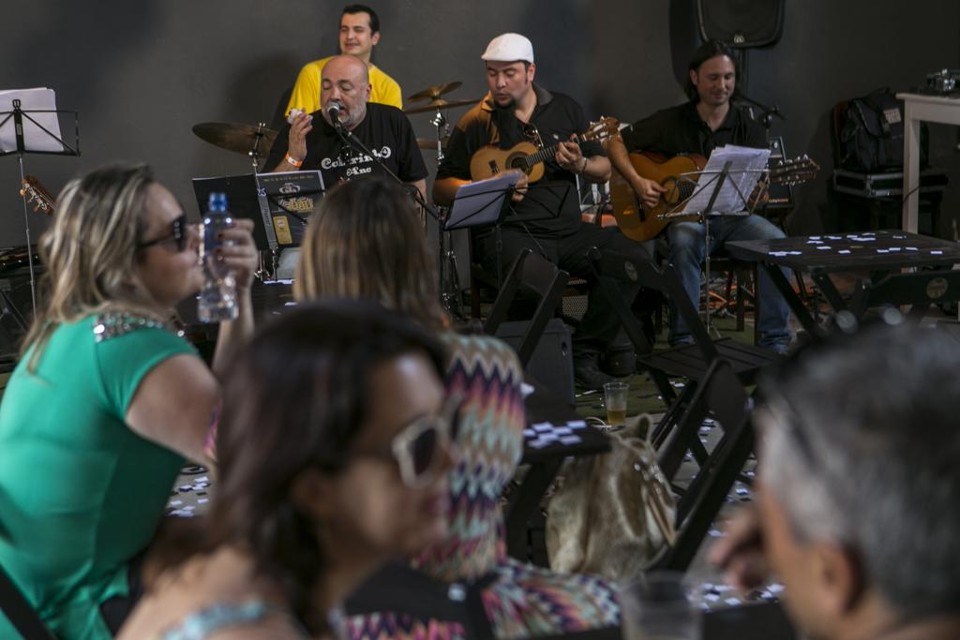 Festa do Colarinho movimenta o domingo (20) na rua São Francisco