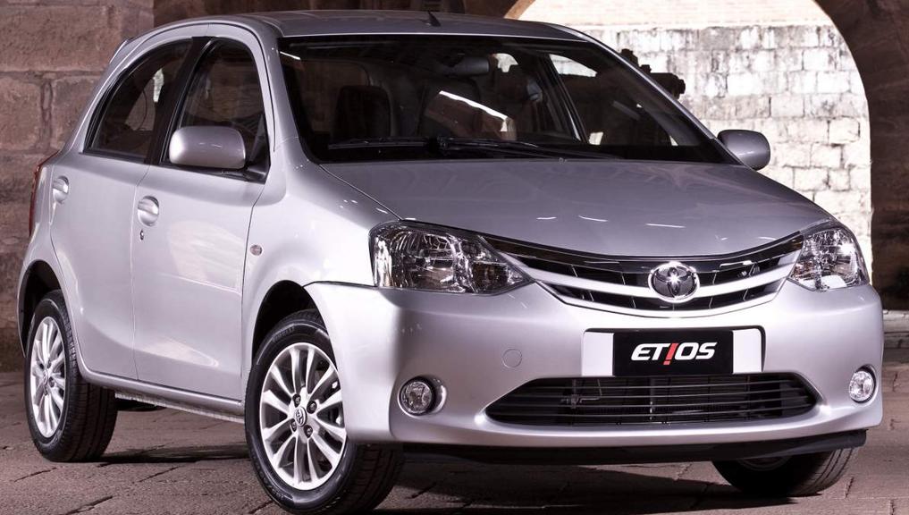 Seminovos em alta: carros compactos completos com preço de zero km básico