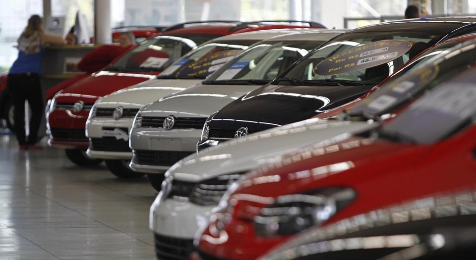 Carro com “troco na troca” tem juro baixo, mas é preciso negociar valores
