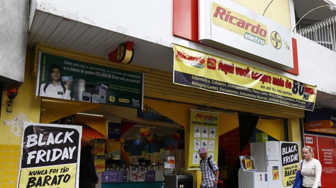 “Aposentada”, Salfer dá lugar à Ricardo Eletro em 58 lojas do Paraná