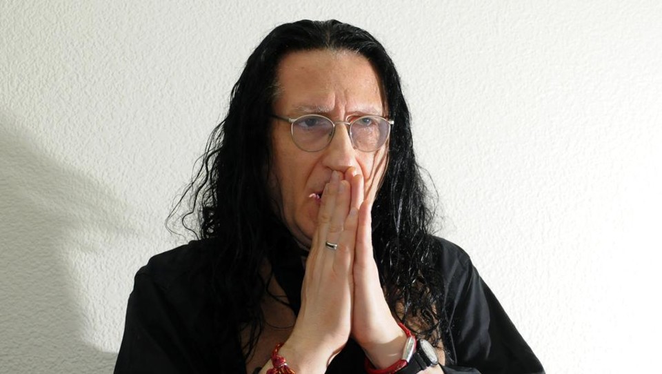 Da prostituição em NY à tentativa de suicídio, Gerald Thomas narra o ...