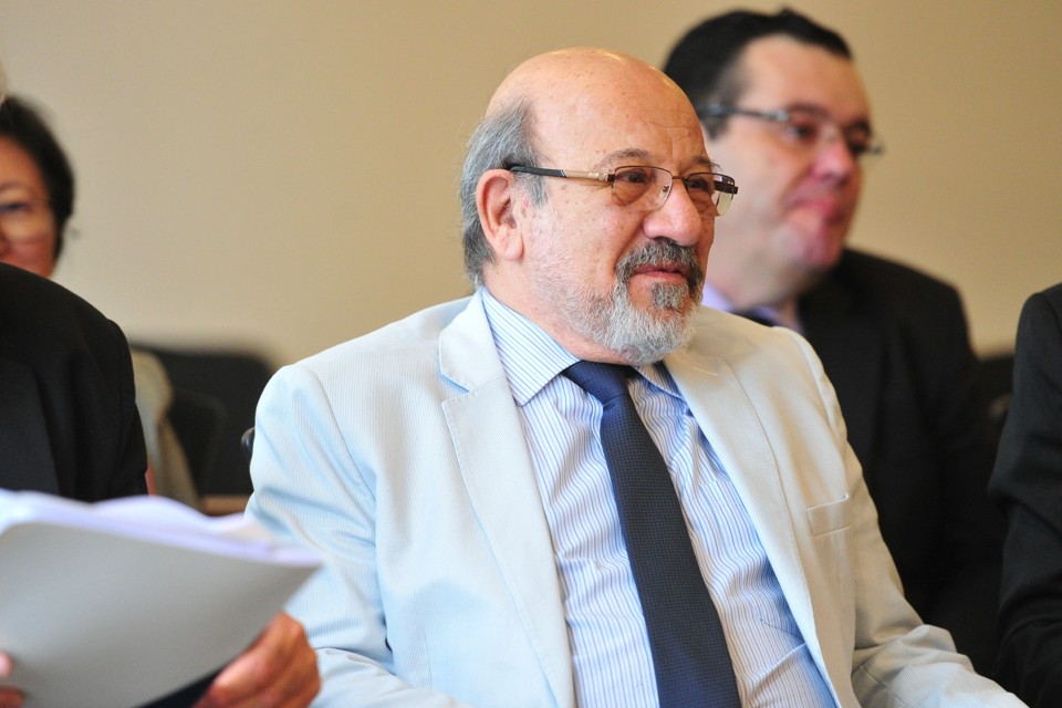 Em meio a escândalo no pedágio, novo presidente da Agepar é aprovado
