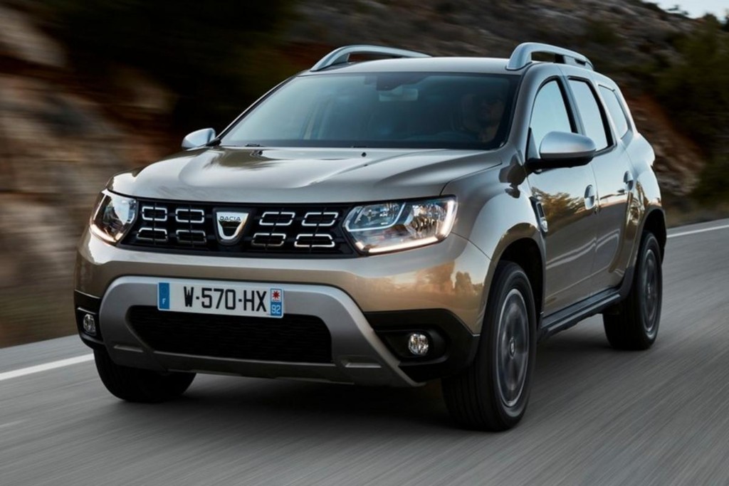 Novo Renault Duster roda em testes e pode chegar com motor turbo