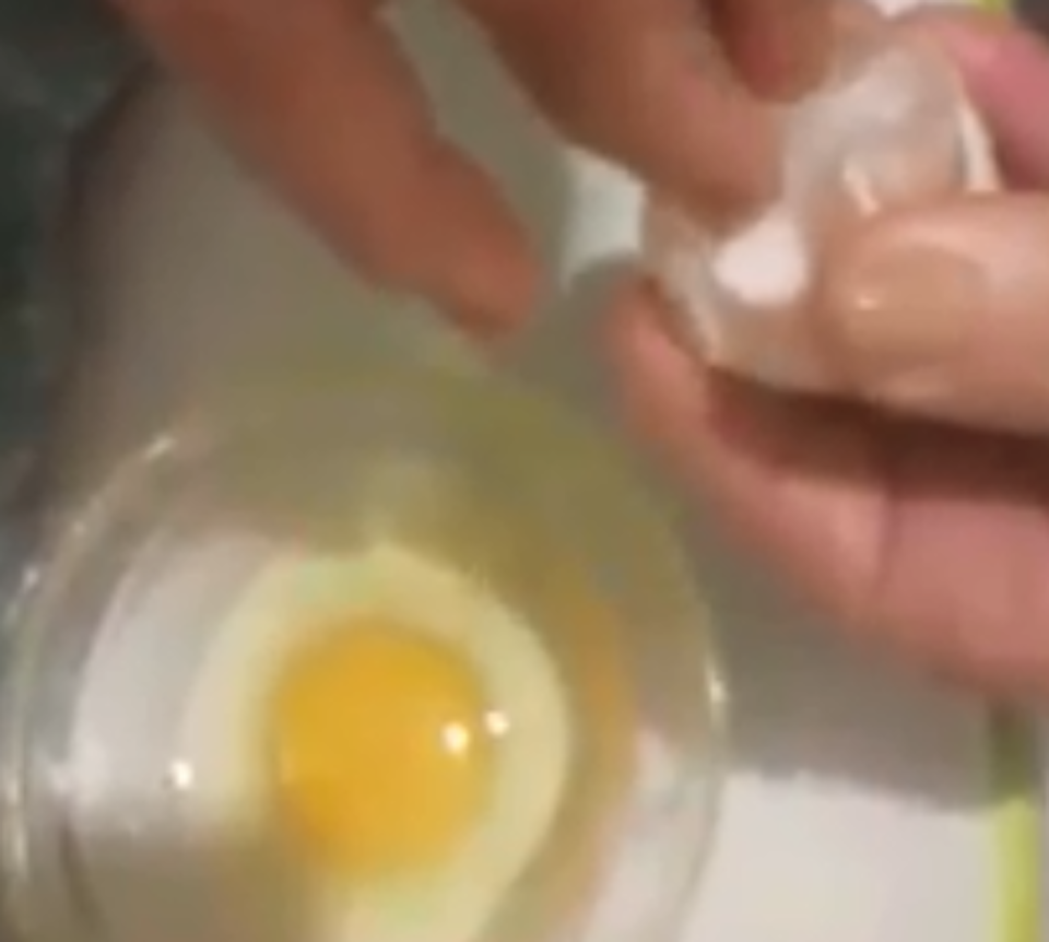 Fake news de ovo de plástico causa prejuízos reais