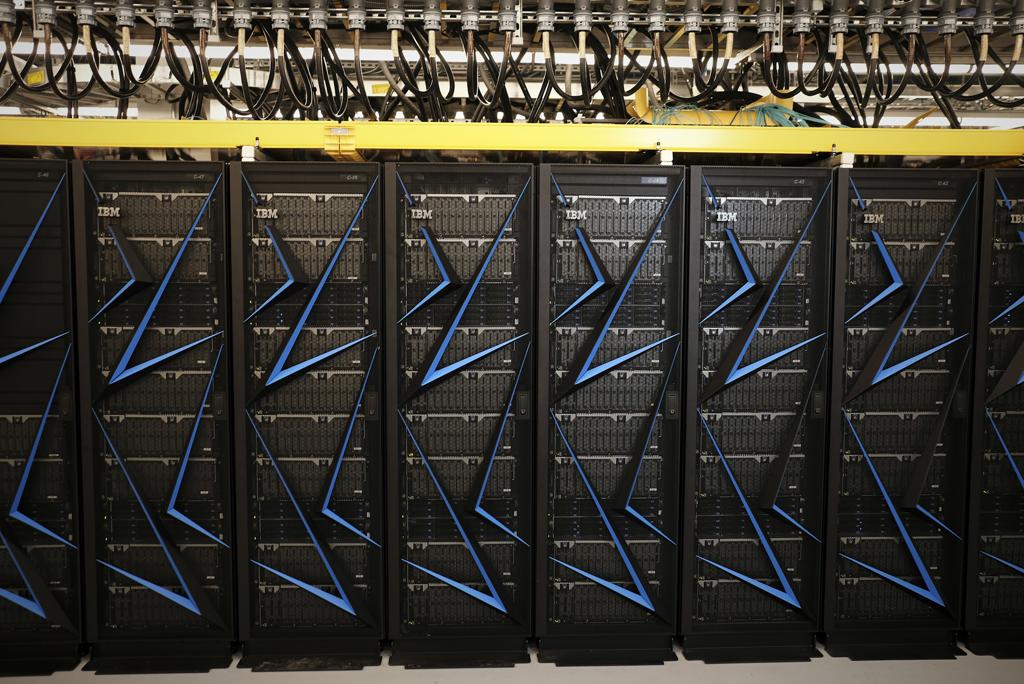 Summit, supercomputador mais rápido do mundo, é dos Estados Unidos