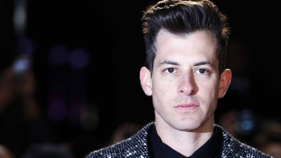 Mark Ronson, parceiro de Lady Gaga em ‘Shallow’, lança seu disco