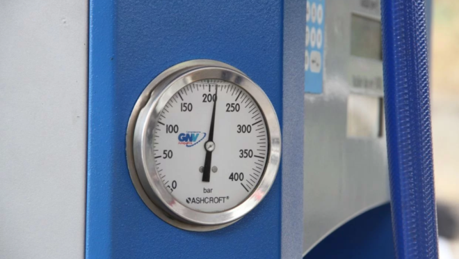 GNV: pressão fora do padrão na hora de abastecer pode causar explosão