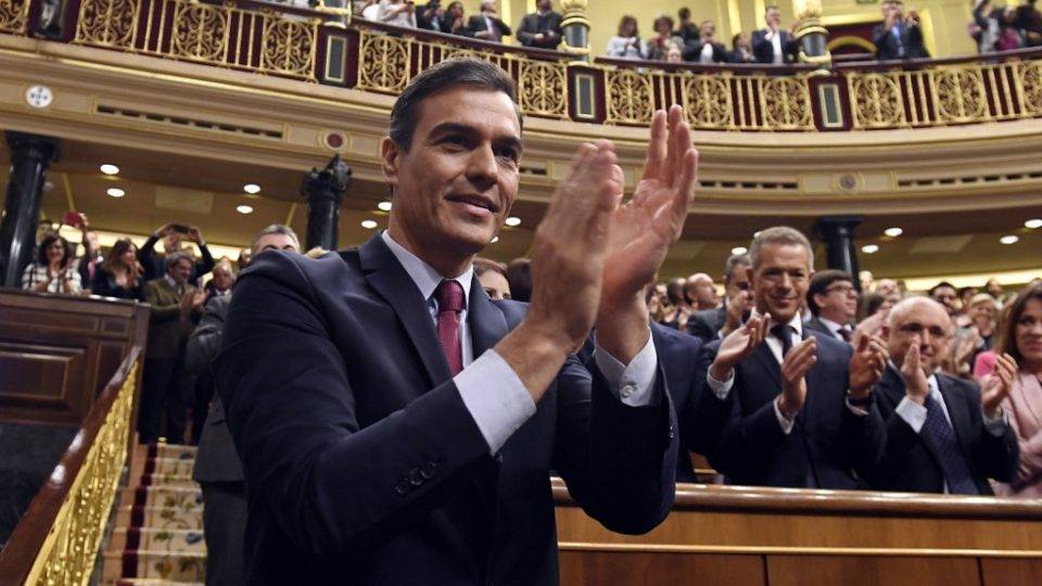Parlamento espanhol confirma Pedro Sánchez como primeiro-ministro