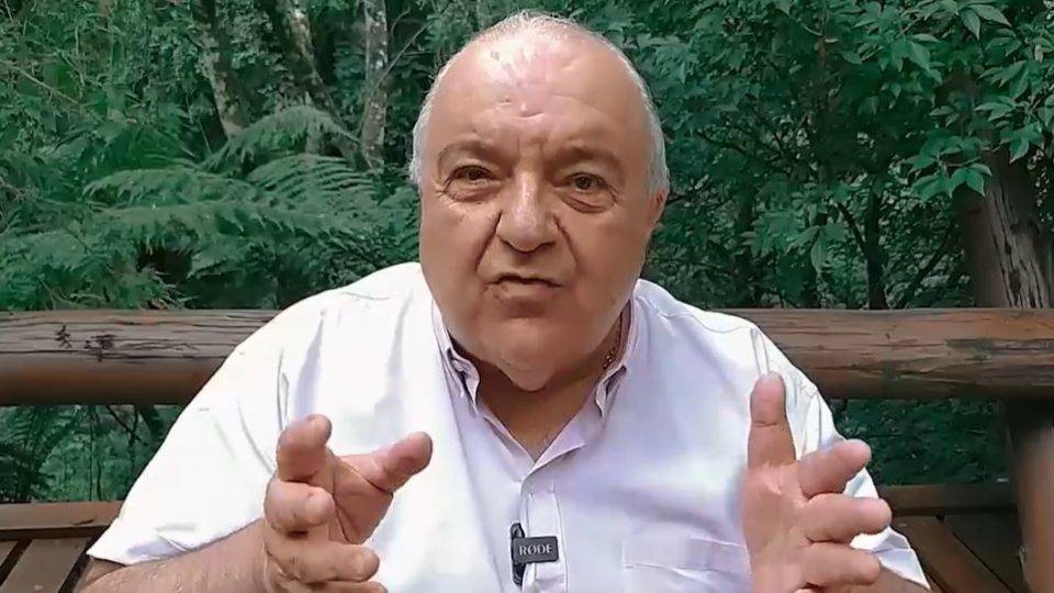 Curitiba: Rafael Greca explica medidas contra o coronavírus