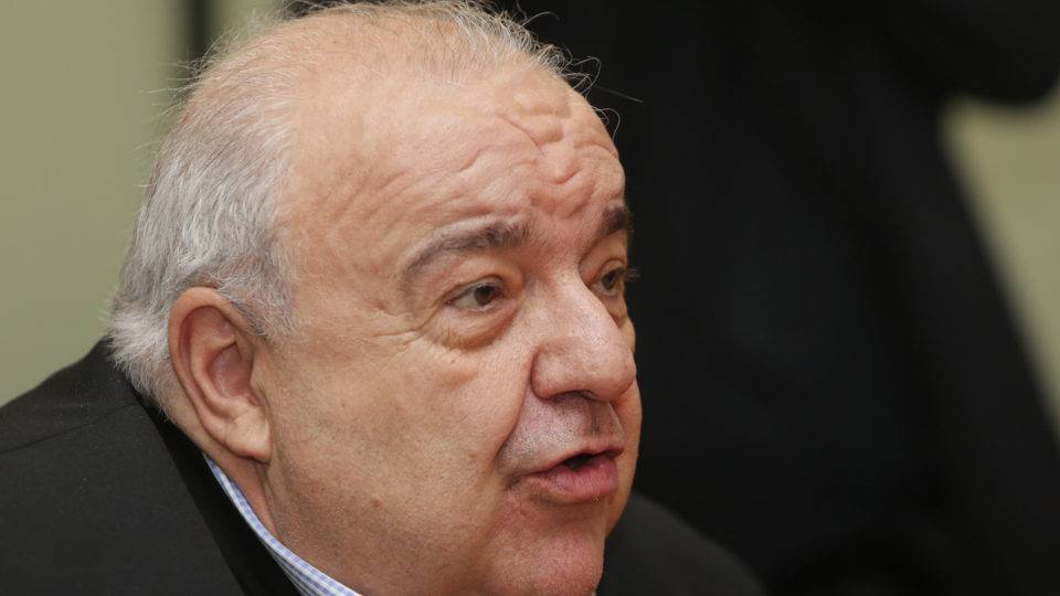 Novo boletim médico indica perspectiva de alta para Rafael Greca