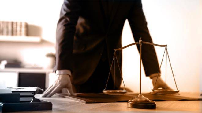 O que diferencia o leilão judicial do extrajudicial?