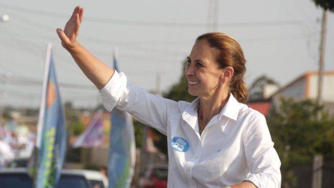 Nina Singer é eleita a primeira prefeita de São José dos Pinhais