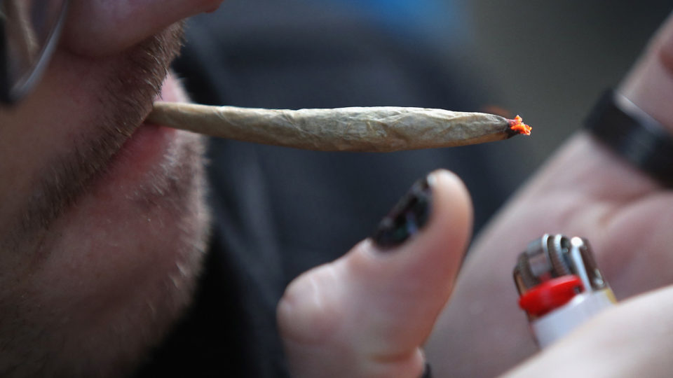 Nova York Legaliza Consumo Recreativo De Maconha
