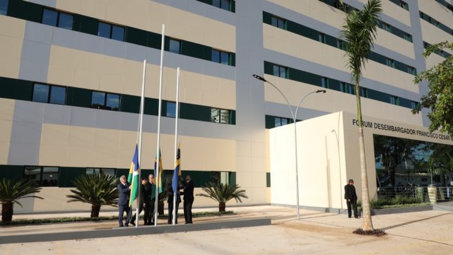 TJRO abre processo seletivo com 175 vagas