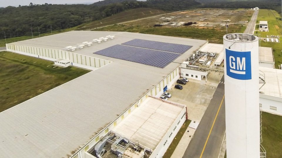 GM supera previsão e anuncia lucro de US$ 3 bilhões no 1º trimestre