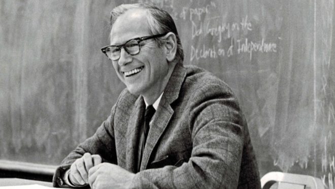 O sentido das palavras: democracia em Robert Dahl (parte 1)