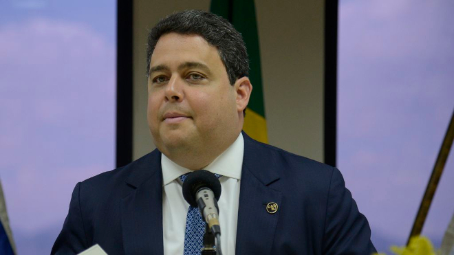 Felipe Santa Cruz anuncia pré-candidatura ao governo do Rio de Janeiro