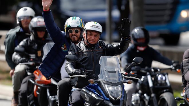 Bolsonaro participa de motociata em São Paulo nesta Sexta-feira Santa