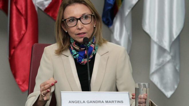 Governo lança plataforma com cursos gratuitos sobre família e educação