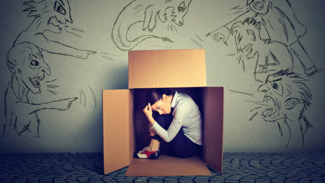 Fobia social: entenda o que é e quais os sintomas